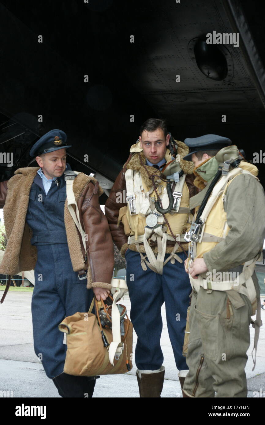 Raf pilot ww2 kit hi-res stock photography and images - Alamy