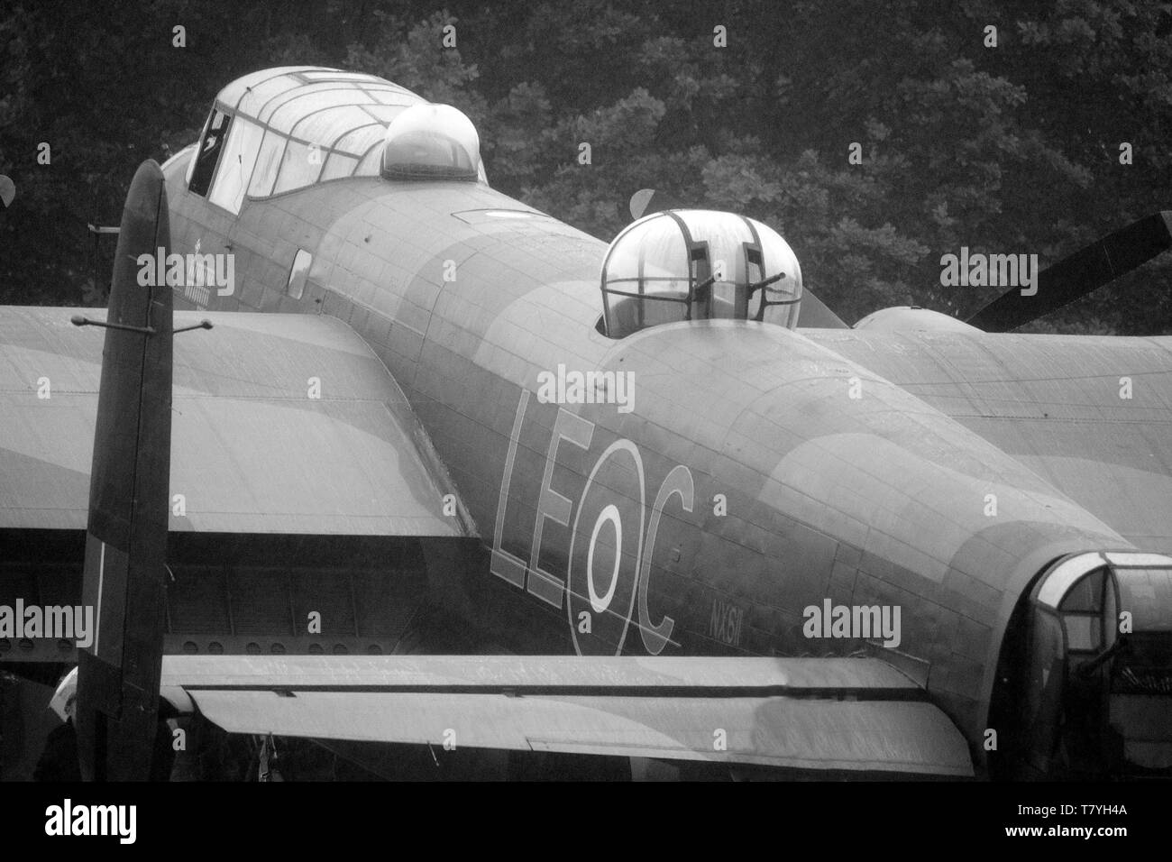 Lancaster bomber ww2 aerial Black and White Stock Photos & Images - Alamy