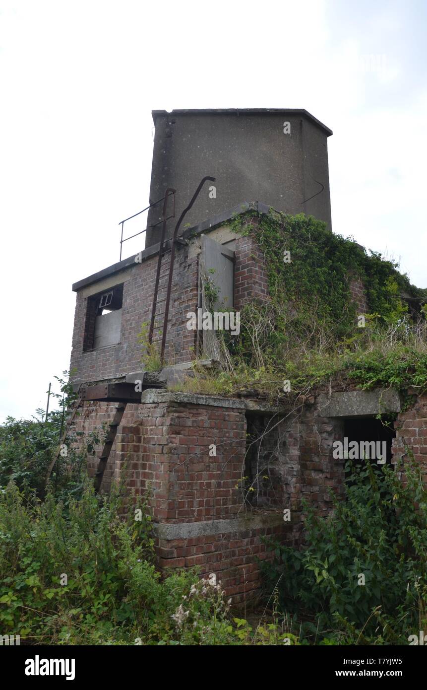 Control tower ww2 hi-res stock photography and images - Alamy