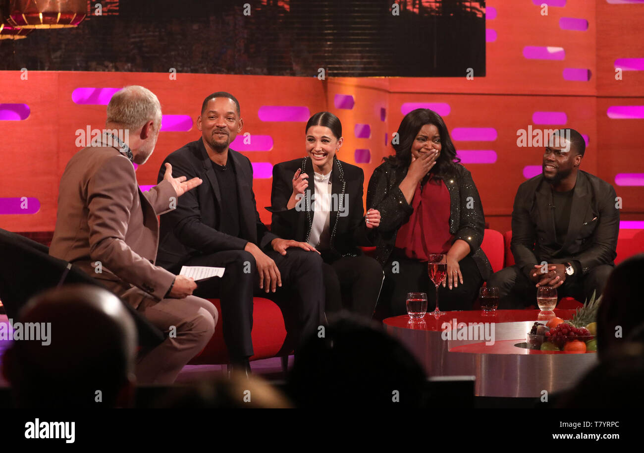 (left to right) Host Graham Norton, Will Smith, Naomi Scott, Octavia ...