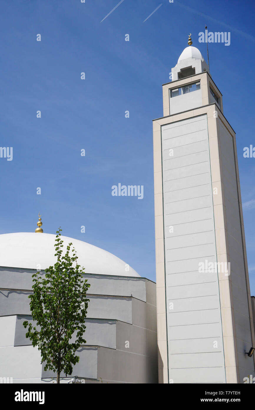 Lyon bron hi-res stock photography and images - Alamy