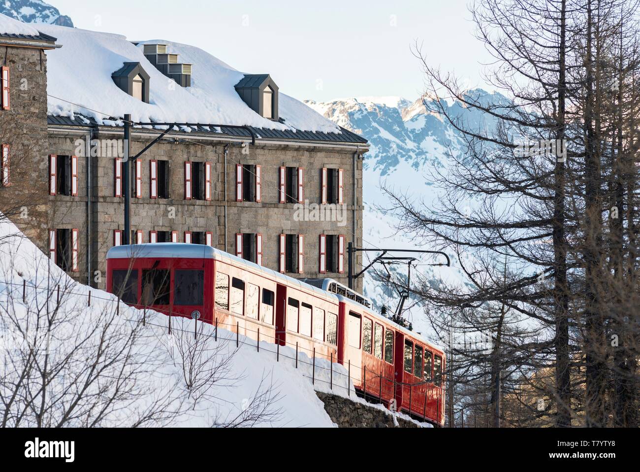 Montenvers rack railway hi-res stock photography and images - Alamy