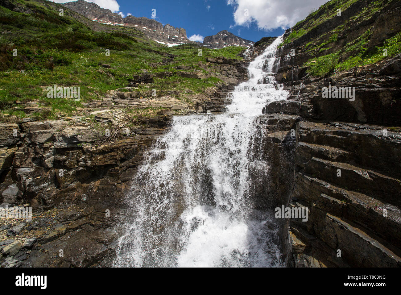 Creek geography hi-res stock photography and images - Alamy