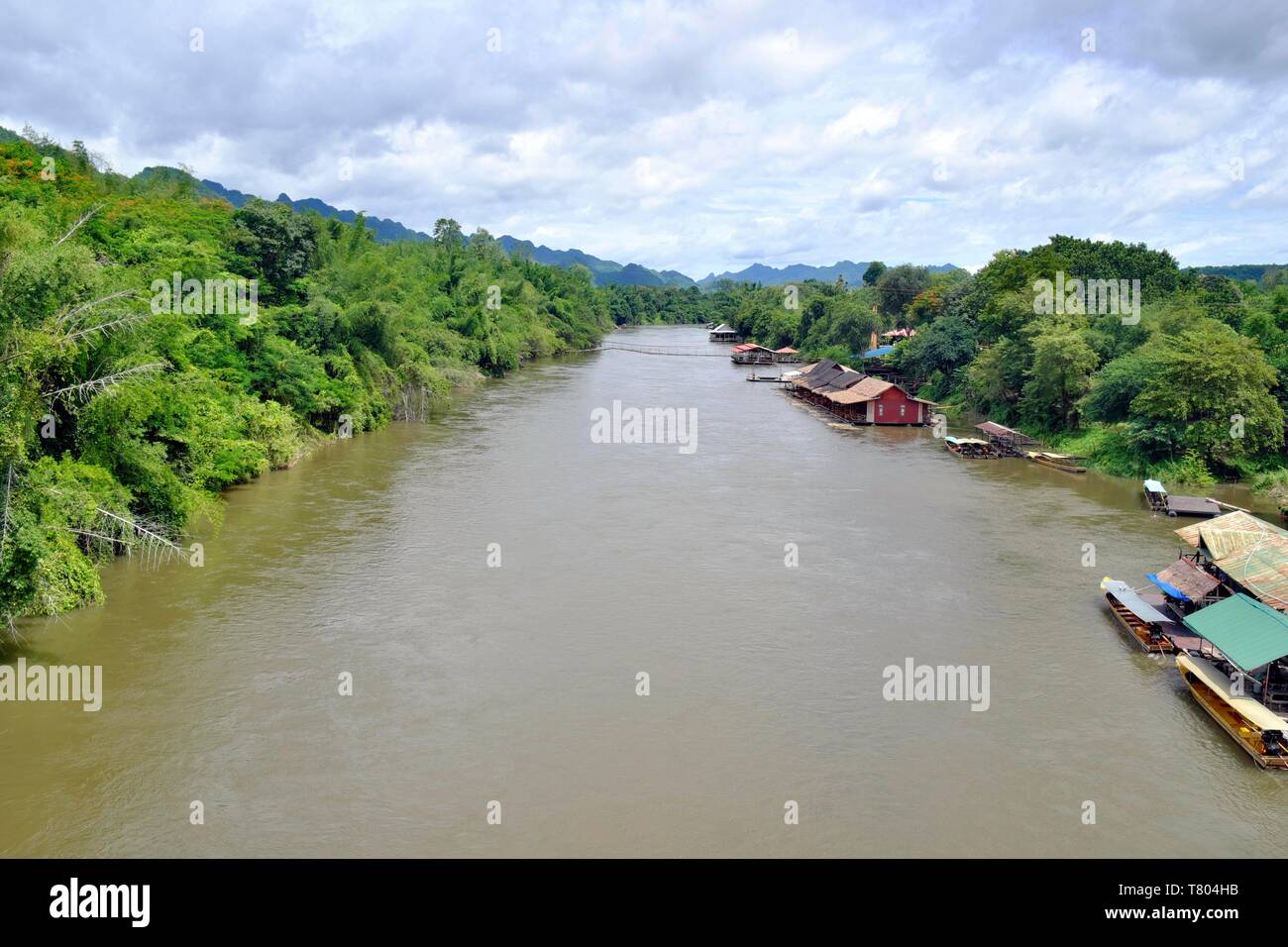 Floating houses on shore, Khwae river, Tha Sao, Kanchanaburi, Thailand ...