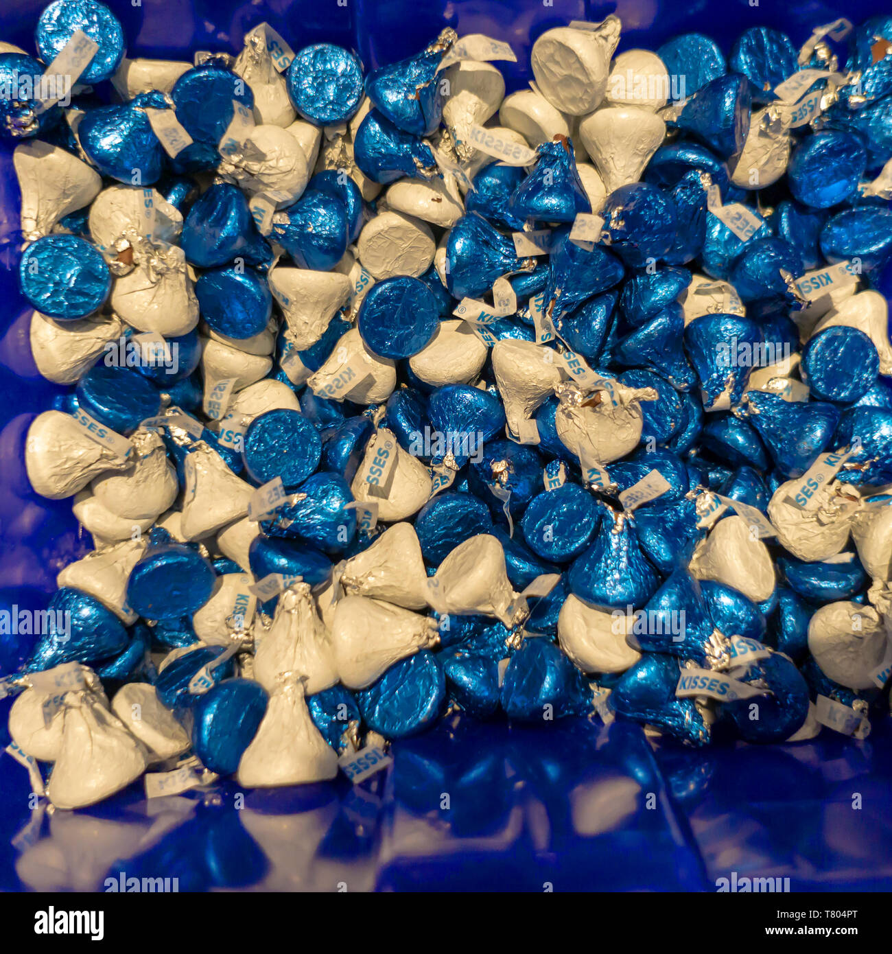 Candy samples hi-res stock photography and images - Alamy