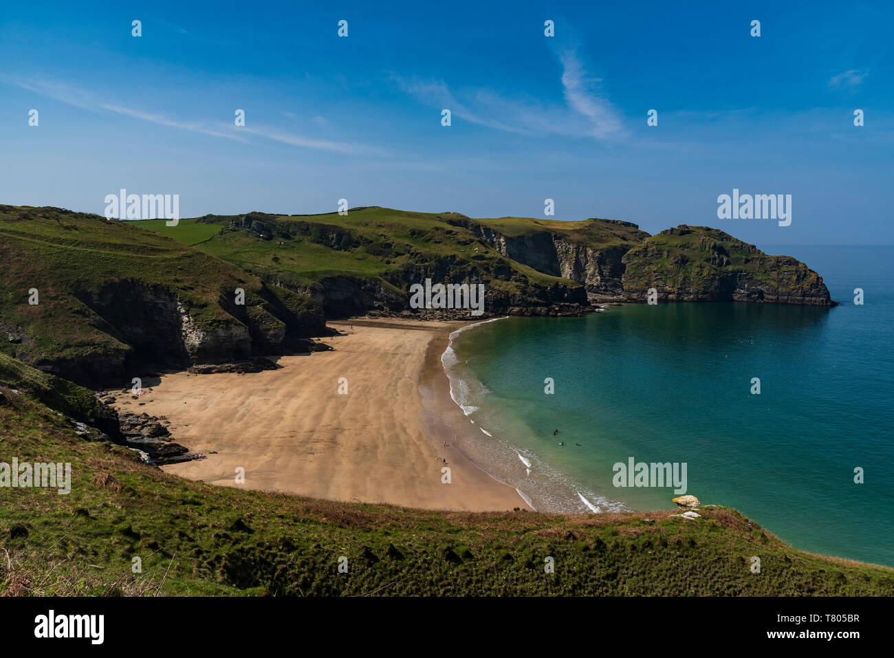 Bossiney cove hi-res stock photography and images - Alamy