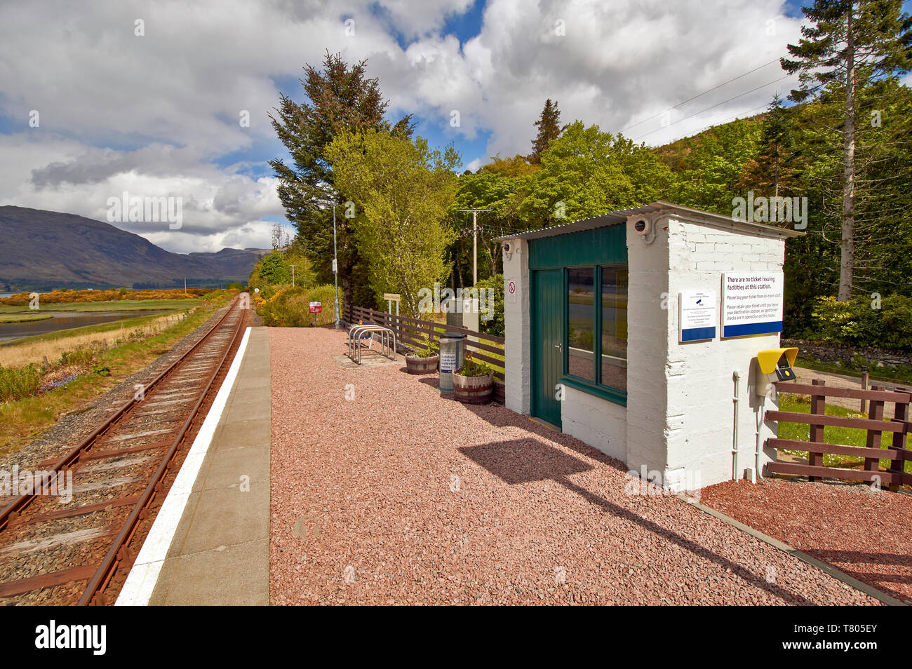 SCOTRAIL KYLE LINE INVERNESS TO KYLE OF LOCHALSH SCOTLAND ATTADALE ...