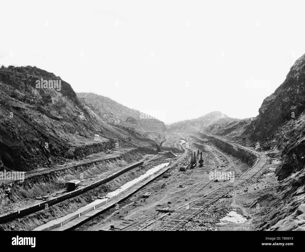 Culebra Cut, Deepest Section of Panama Canal, c. 1905 Stock Photo - Alamy