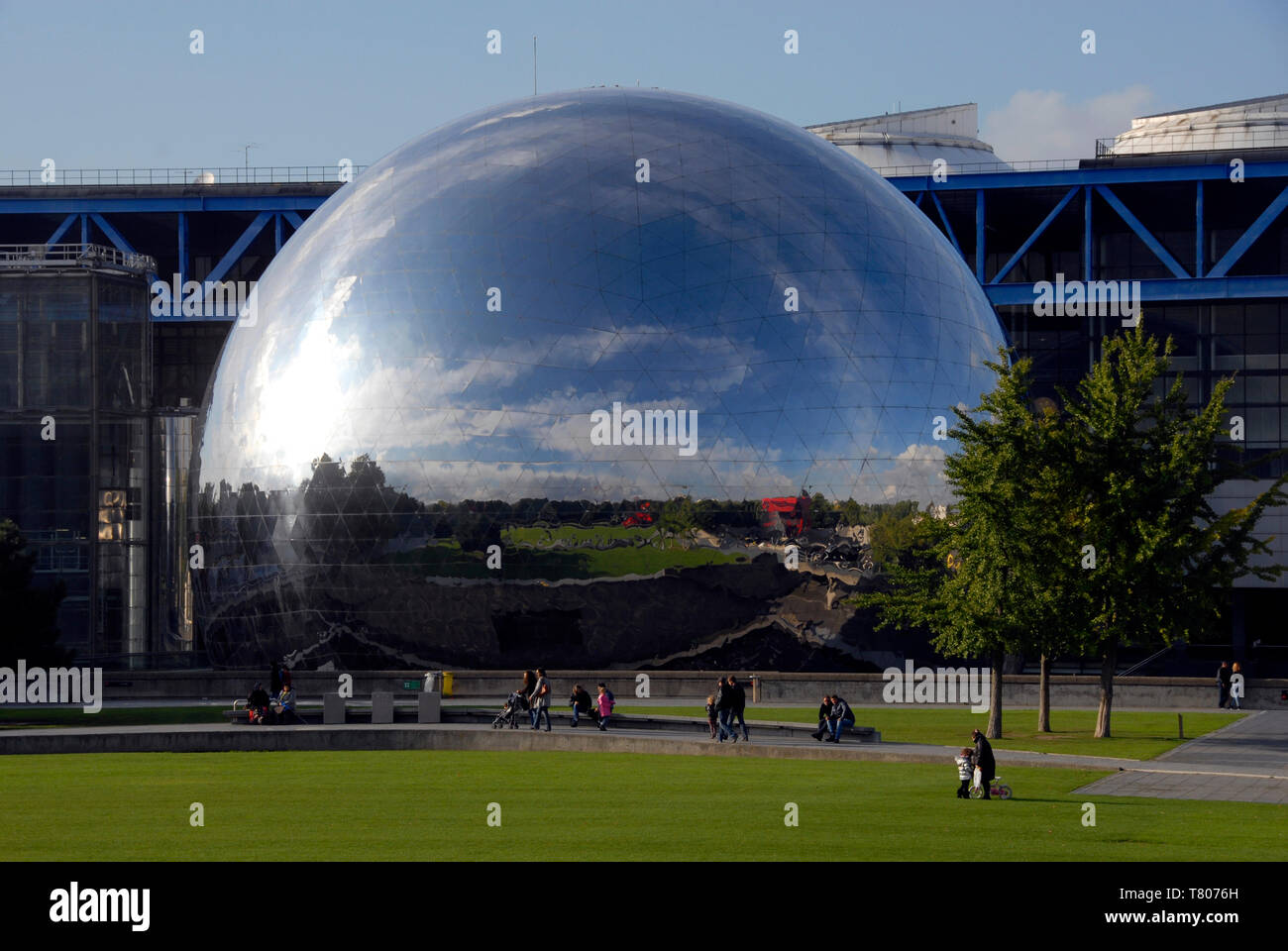 Hemispherical dome hi-res stock photography and images - Alamy