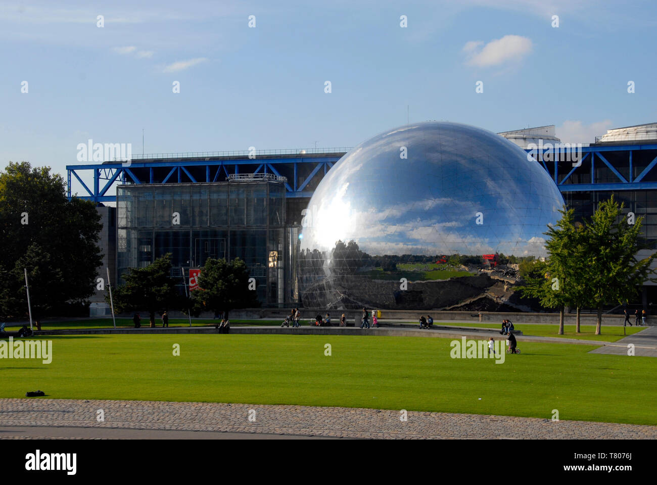Hemispherical dome hi-res stock photography and images - Alamy
