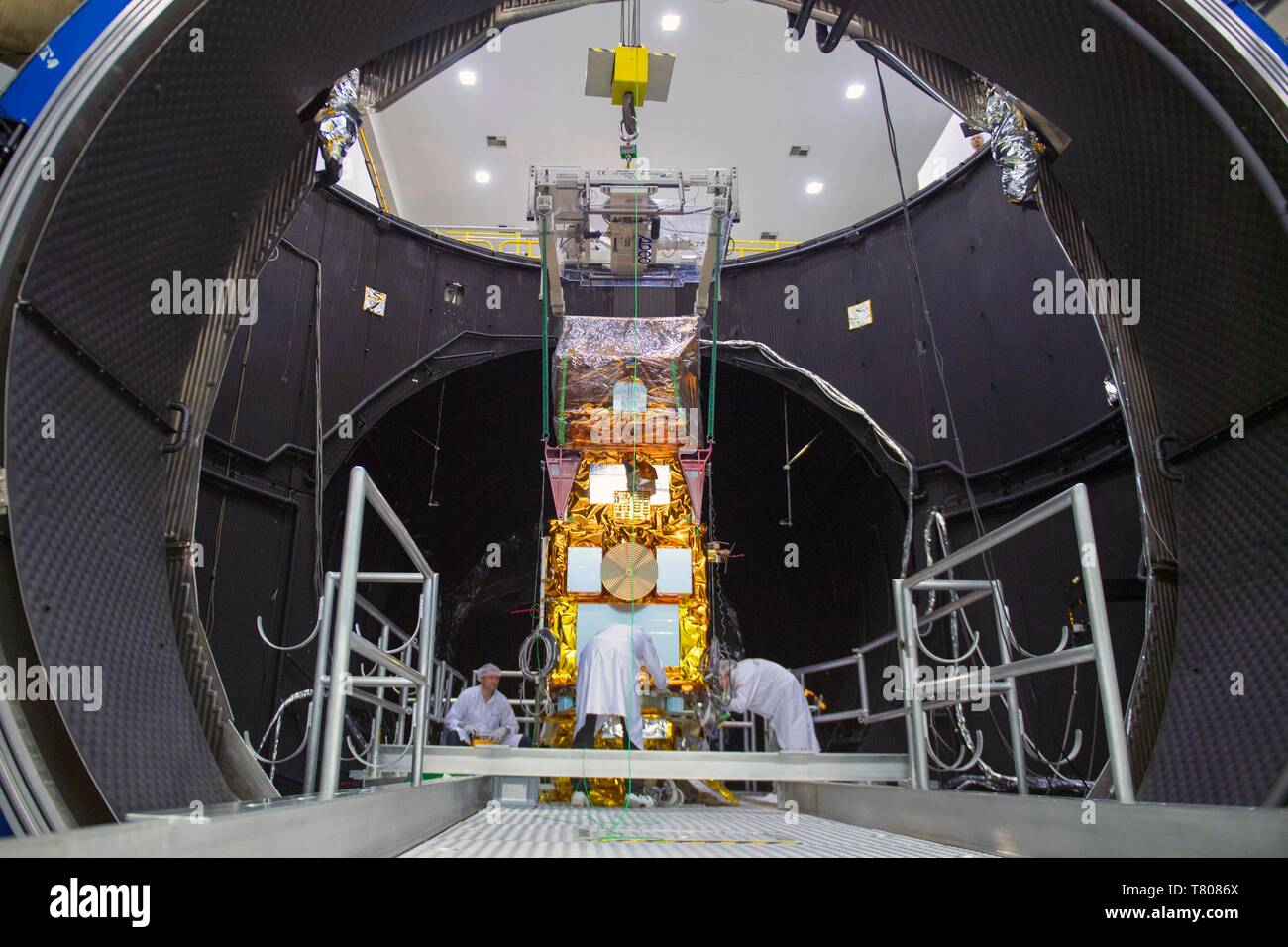 Large Space Simulator High Resolution Stock Photography and Images - Alamy