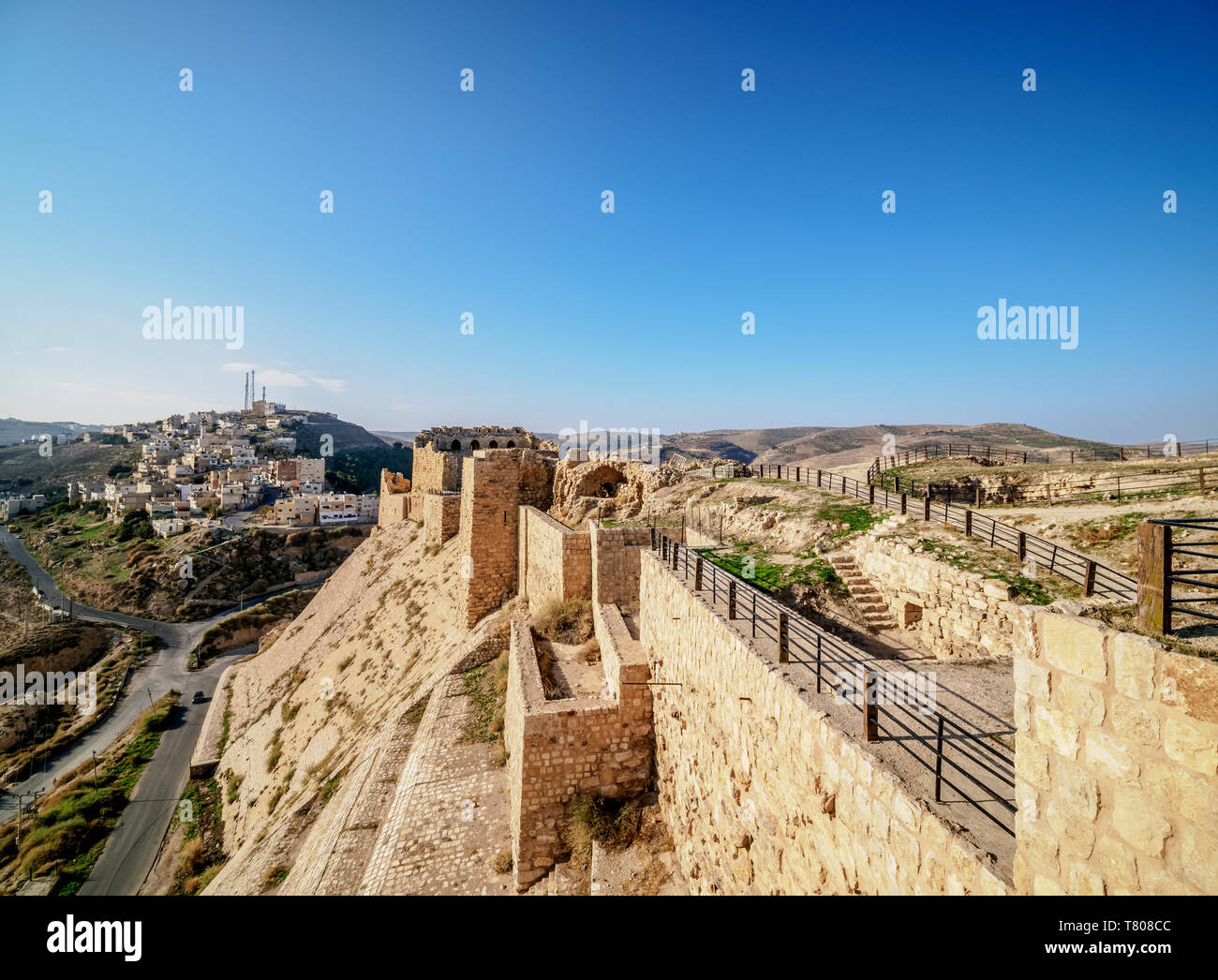 Old middle east castle hi-res stock photography and images - Alamy