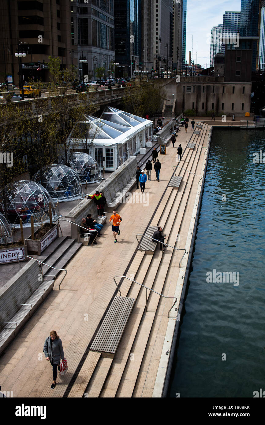 Chicago life hi-res stock photography and images - Alamy