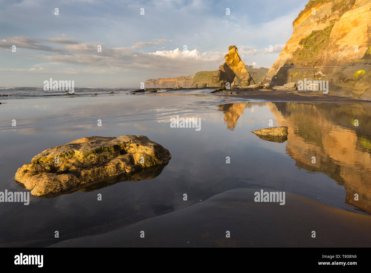 Taranaki scenes taranaki scenes hi-res stock photography and images - Alamy