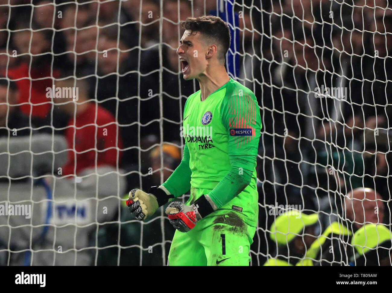Chelsea goalkeeper kepa arrizabalaga saves hi-res stock photography and ...