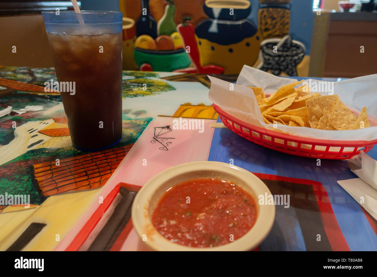 Mexican chips hi-res stock photography and images - Alamy