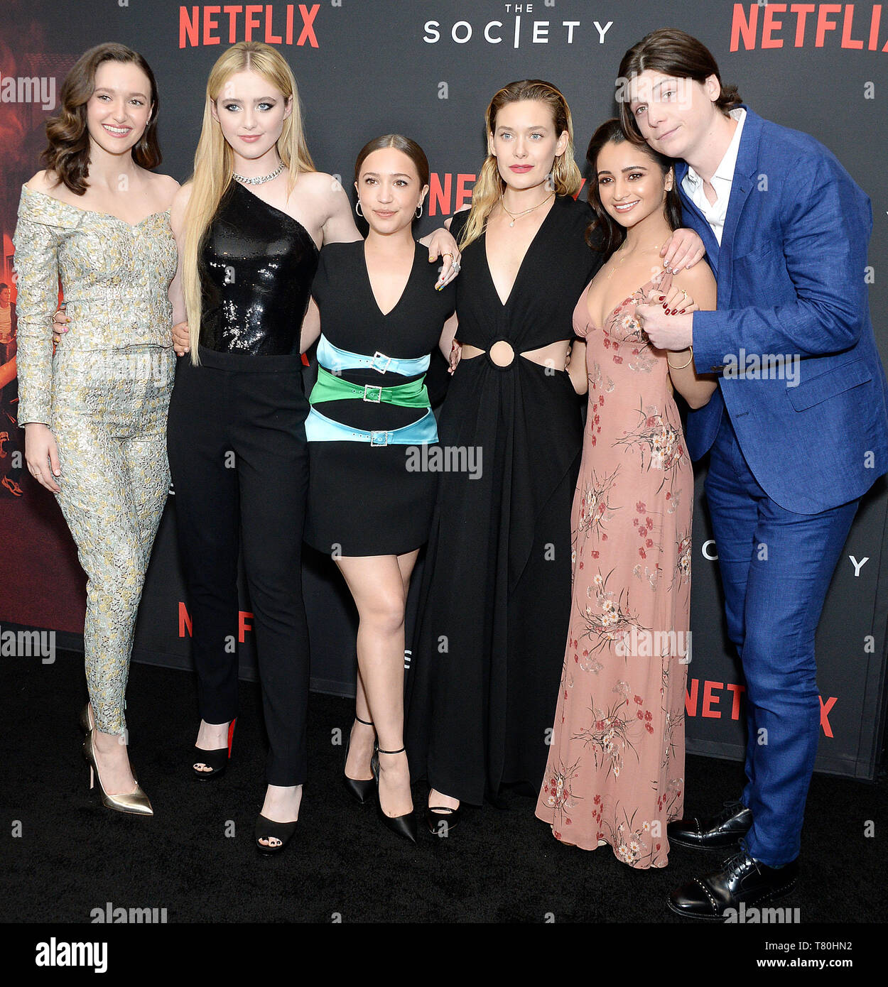 Pictured with the cast hi-res stock photography and images - Alamy
