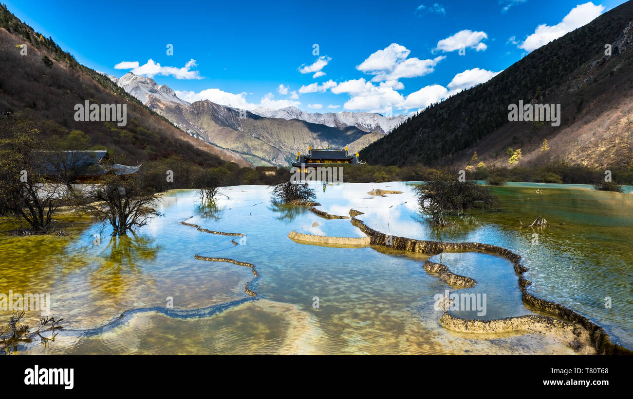 Huanglong scenic valley hi-res stock photography and images - Alamy
