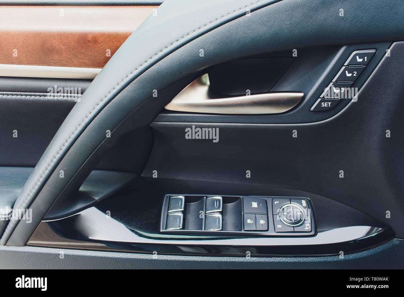 Car interior control panel knobs hi-res stock photography and images ...