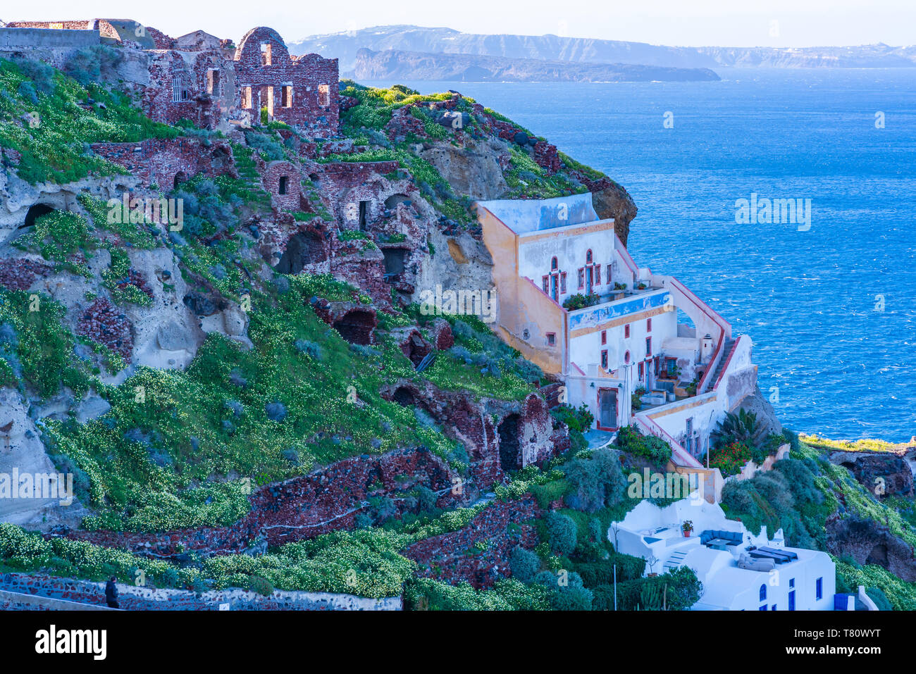 Byzantine Castle Ruins Oia, Santorini Travel Guide: Greece's Most