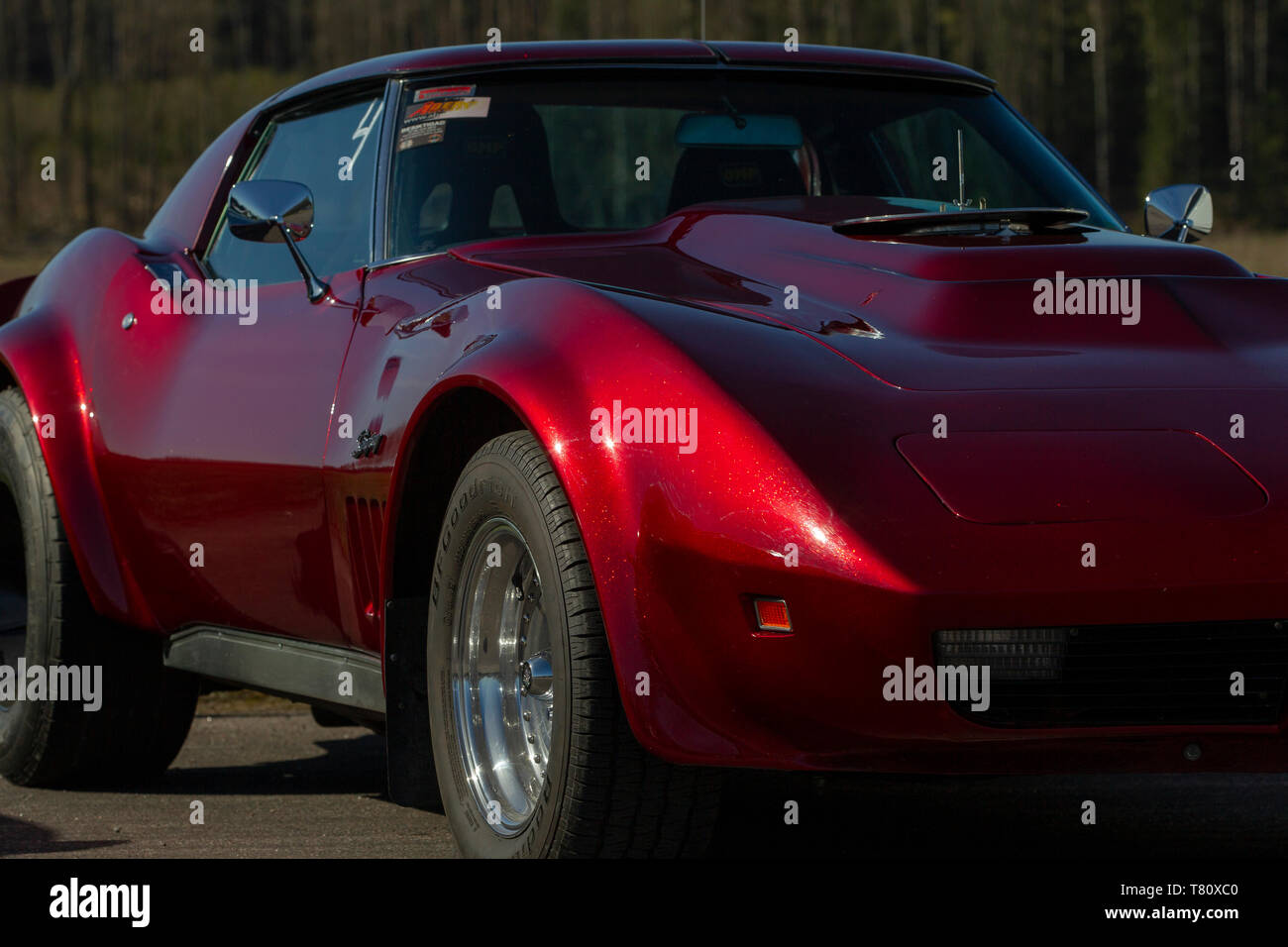 Drag racing on a lane with regular cars Stock Photo - Alamy