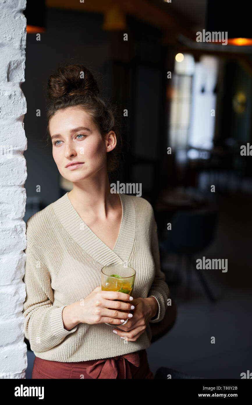 Glass corner cafe hi-res stock photography and images - Alamy