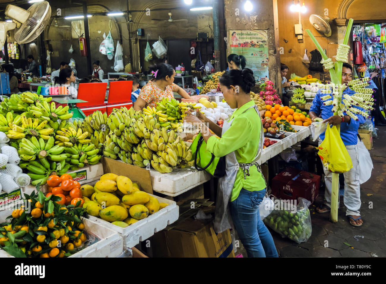 Fruit stall in the Psar Chas Old Market in the centre of Siem Reap, the ...