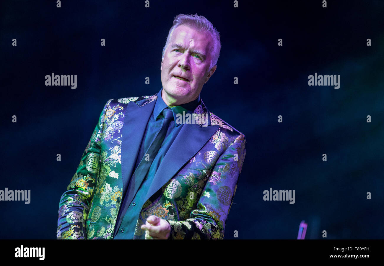 ABC performing live with the Southbank Sinfonia at the Pavilion in ...