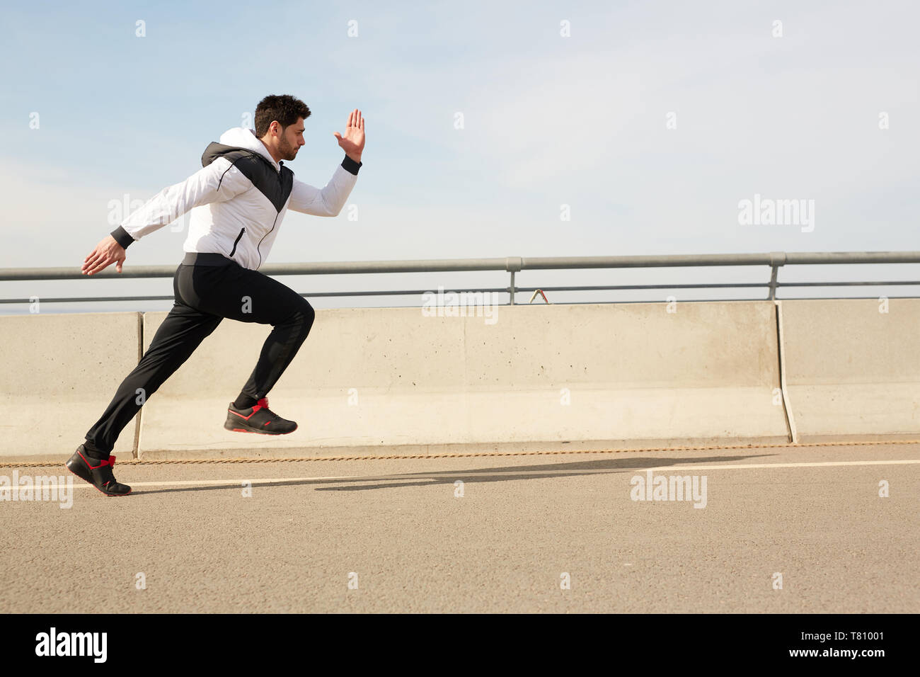 Sporty competition hi-res stock photography and images - Alamy