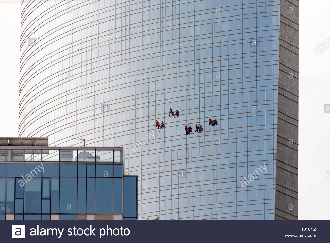Rappelling Window Cleaner High Resolution Stock Photography and Images ...