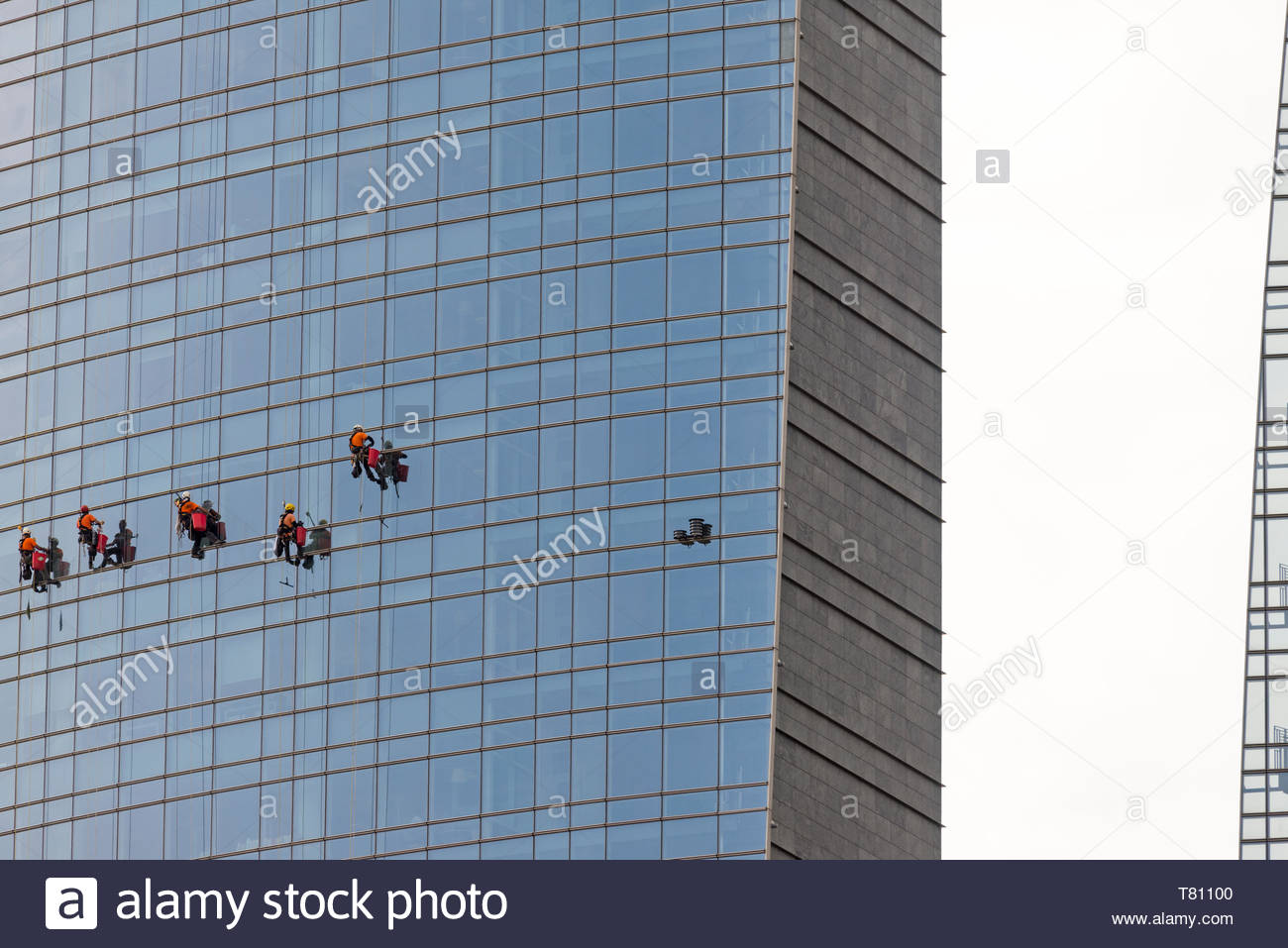Rappelling Window Cleaner High Resolution Stock Photography and Images ...
