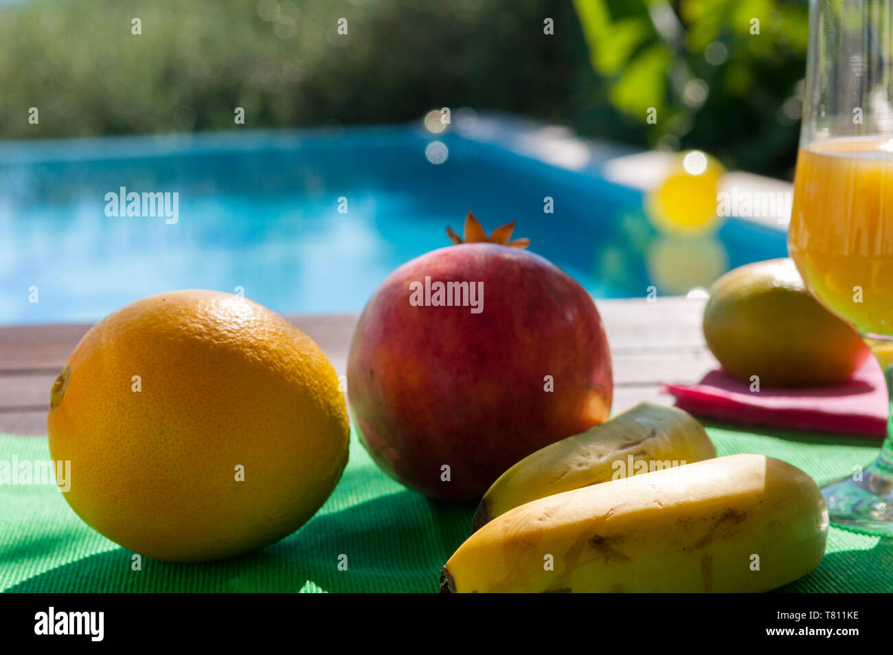 healthy breakfast in poolside holidays background Stock Photo - Alamy