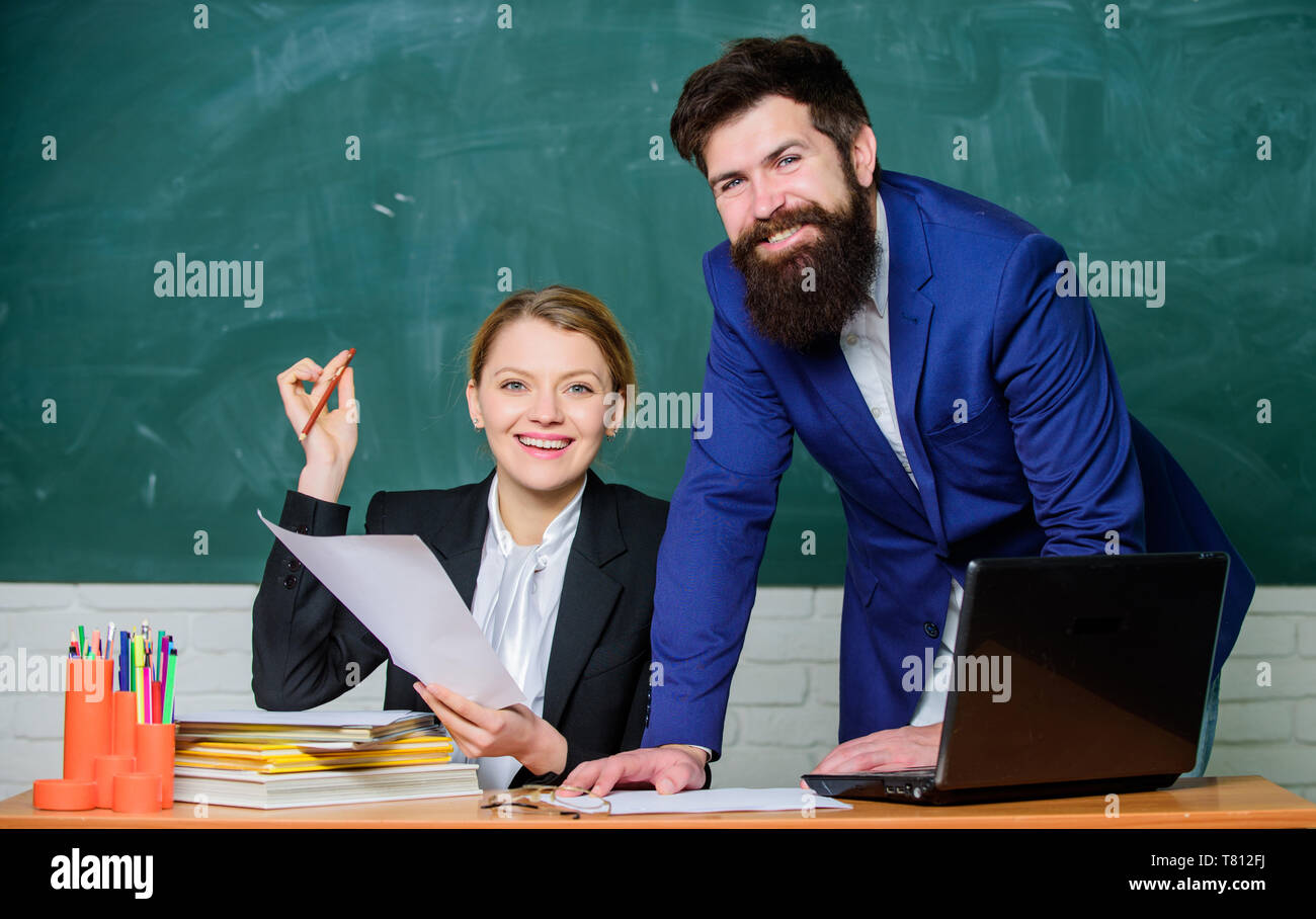 Parent teacher meeting primary school hi-res stock photography and ...