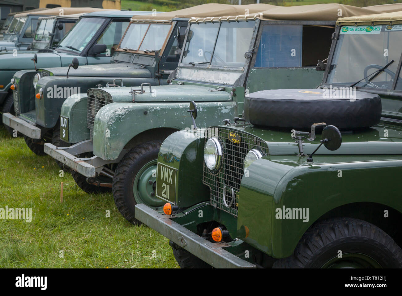 Classic land rover hi-res stock photography and images - Alamy