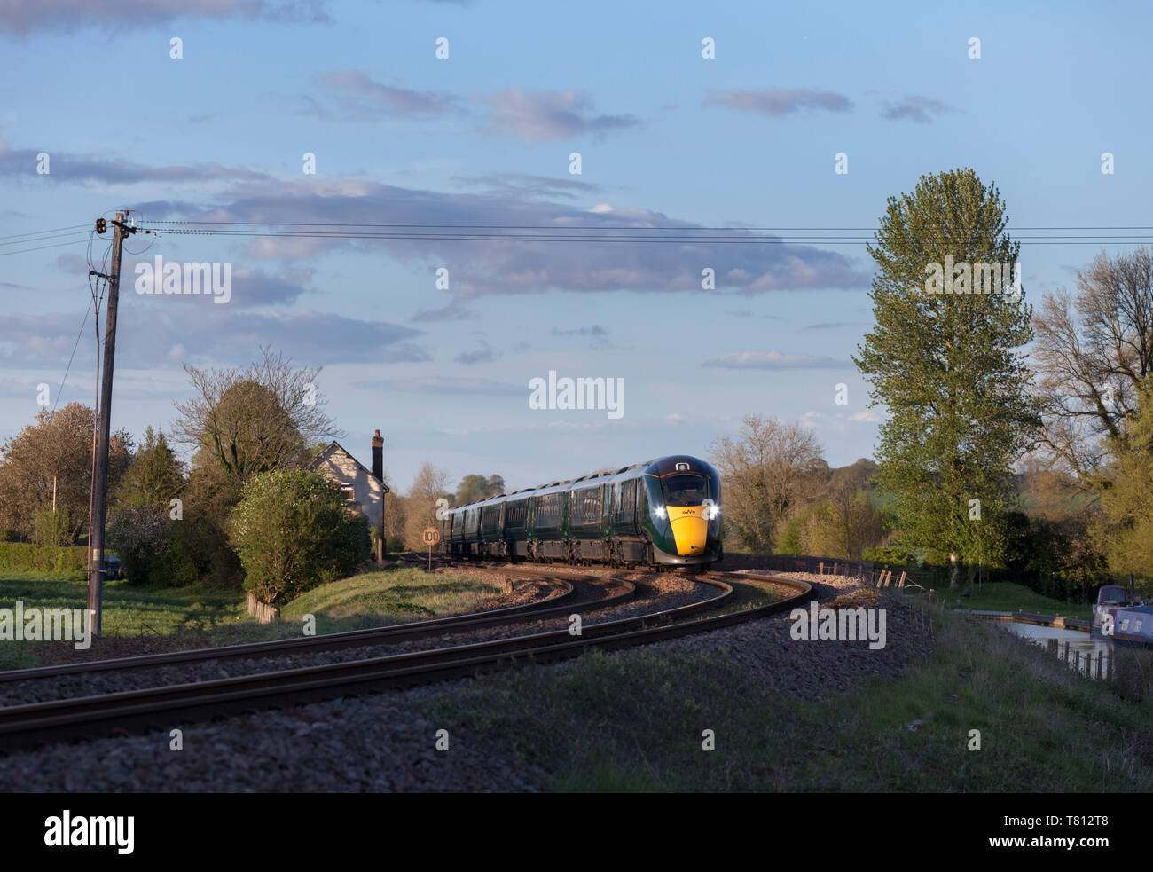 Gwr intercity train hi-res stock photography and images - Alamy