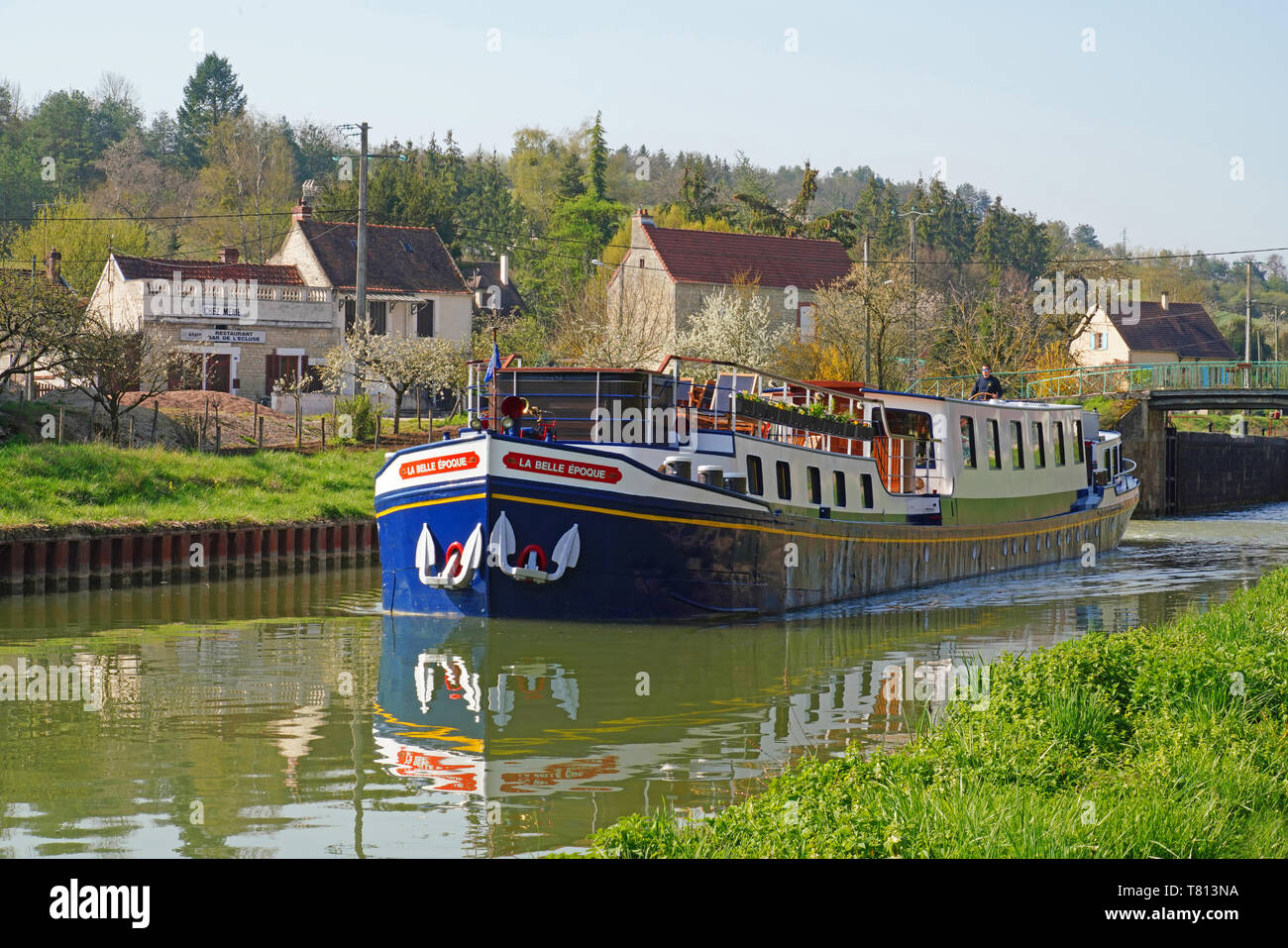 Luxuty hotel barge hi-res stock photography and images - Alamy