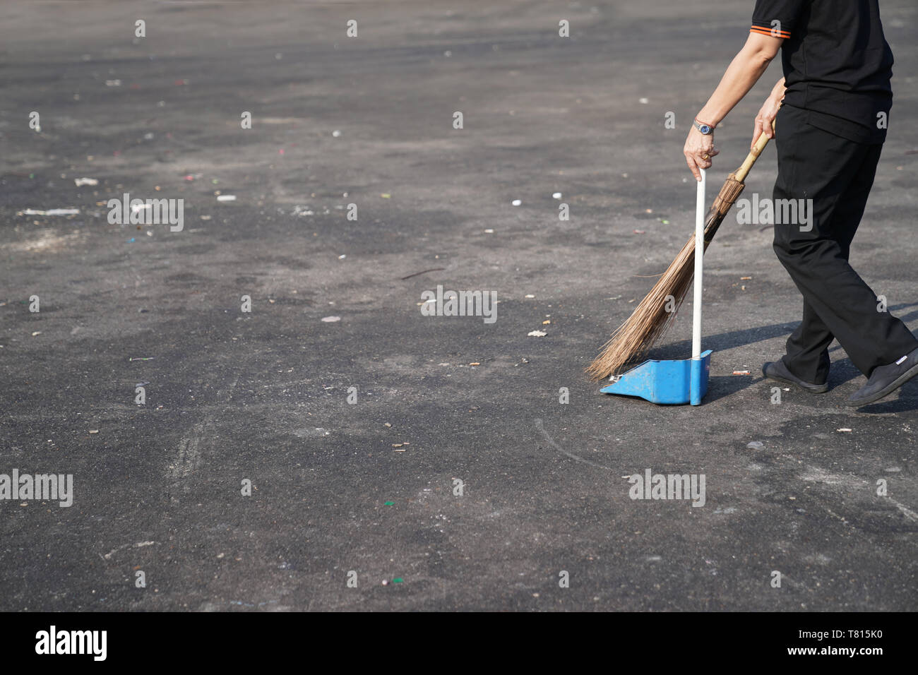 Girl Sweeping The Floor Stock Photos & Girl Sweeping The Floor Stock ...