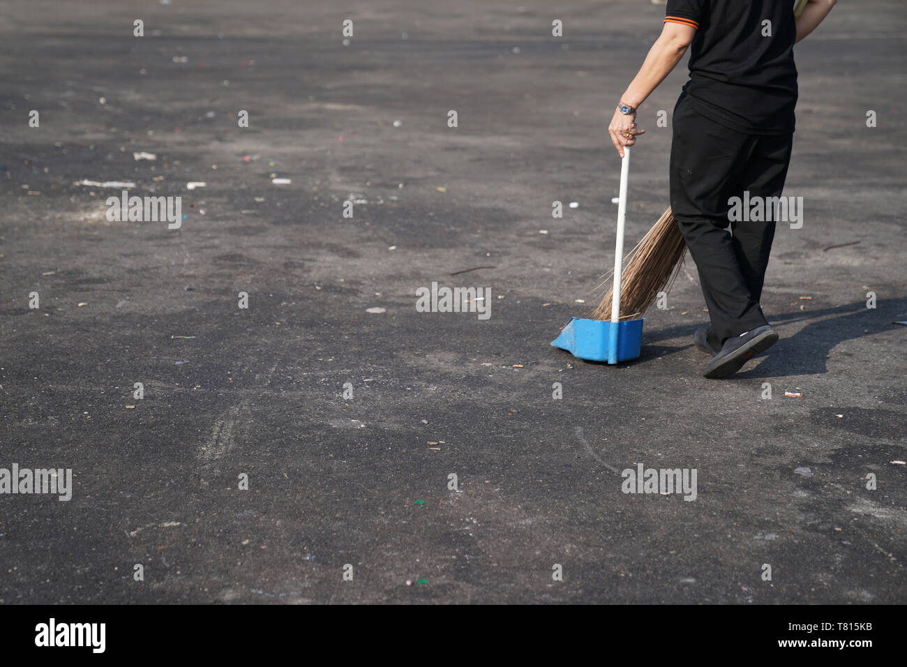 Clean and tidy work area hi-res stock photography and images - Alamy