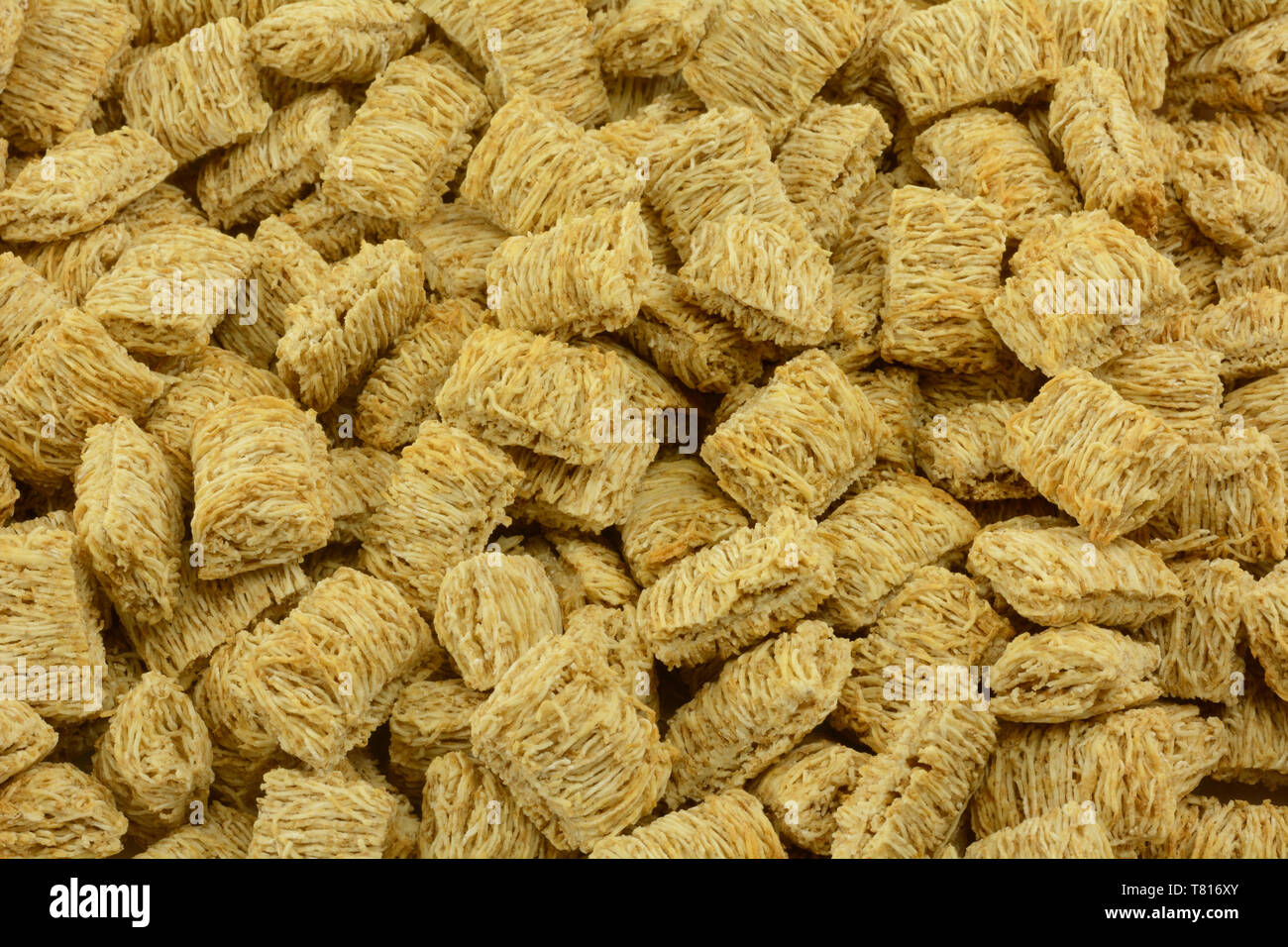 Whole wheat cereal hi-res stock photography and images - Alamy