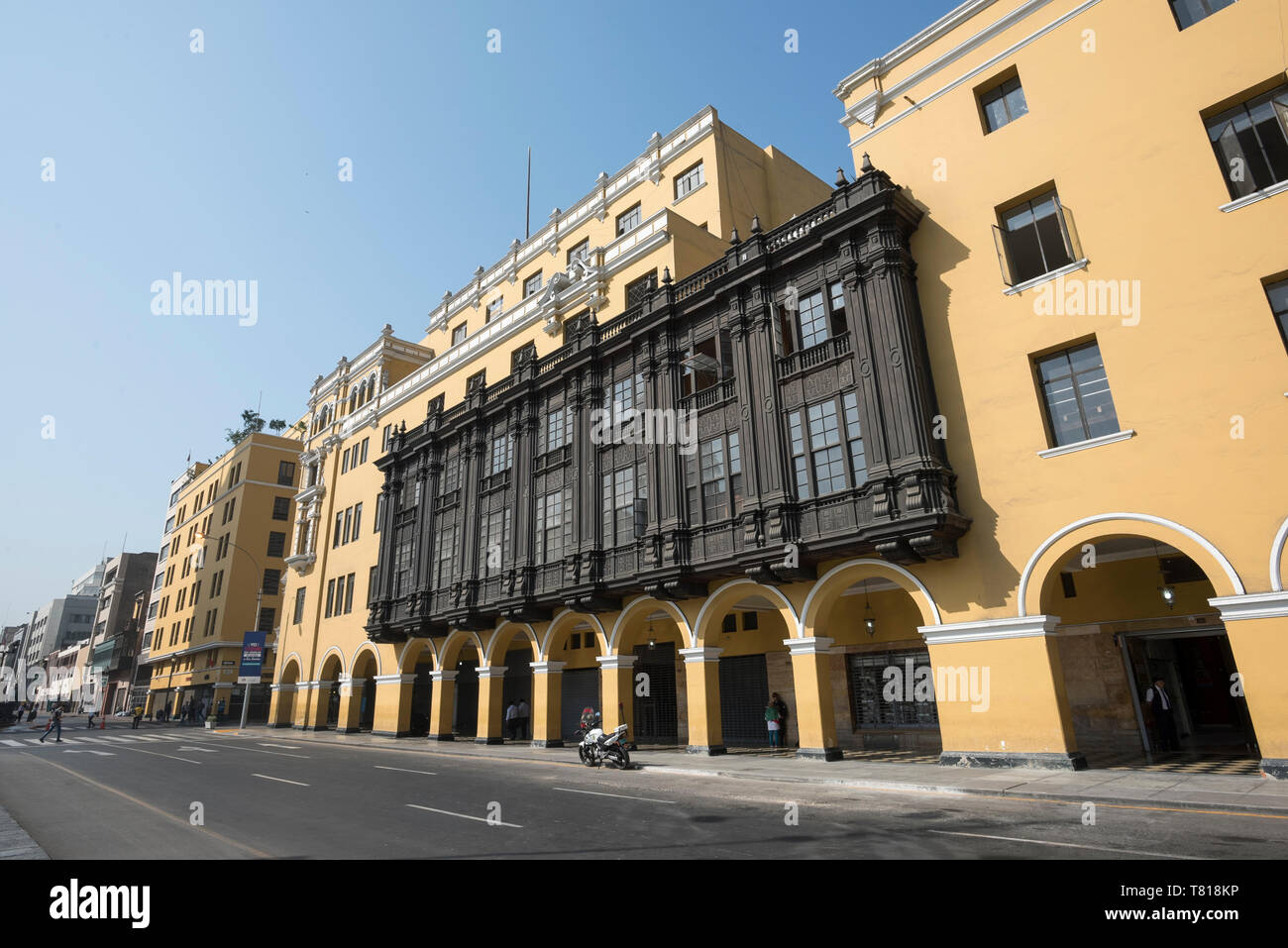 la municipalidad de lima municipal building city hall on plaza mayor ...