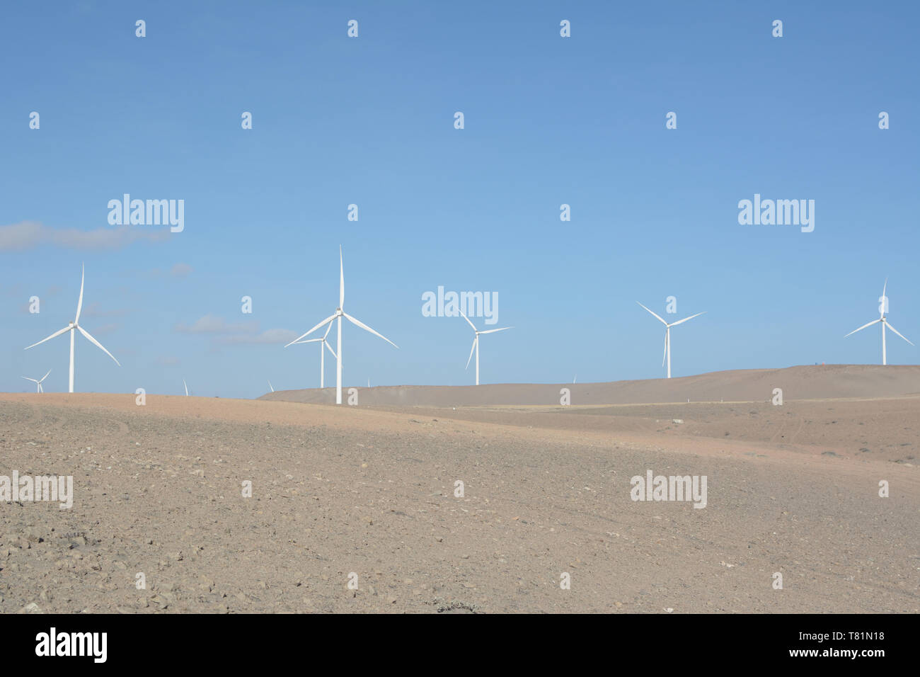 Wind power turbines in the desert Stock Photo - Alamy