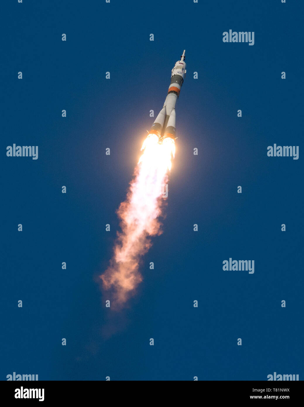 Soyuz Launch, Expedition 58 Stock Photo - Alamy