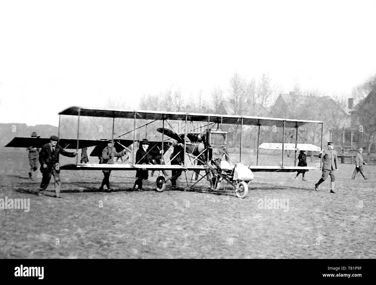 Ruth law aviatrix hi-res stock photography and images - Alamy