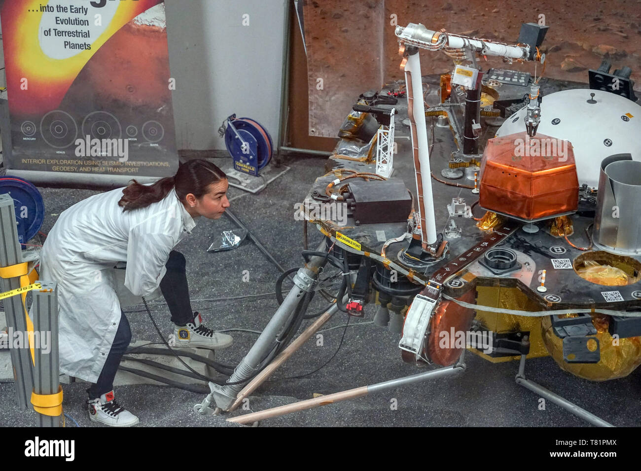 NASA Engineer Tests Mars InSight Lander Stock Photo - Alamy