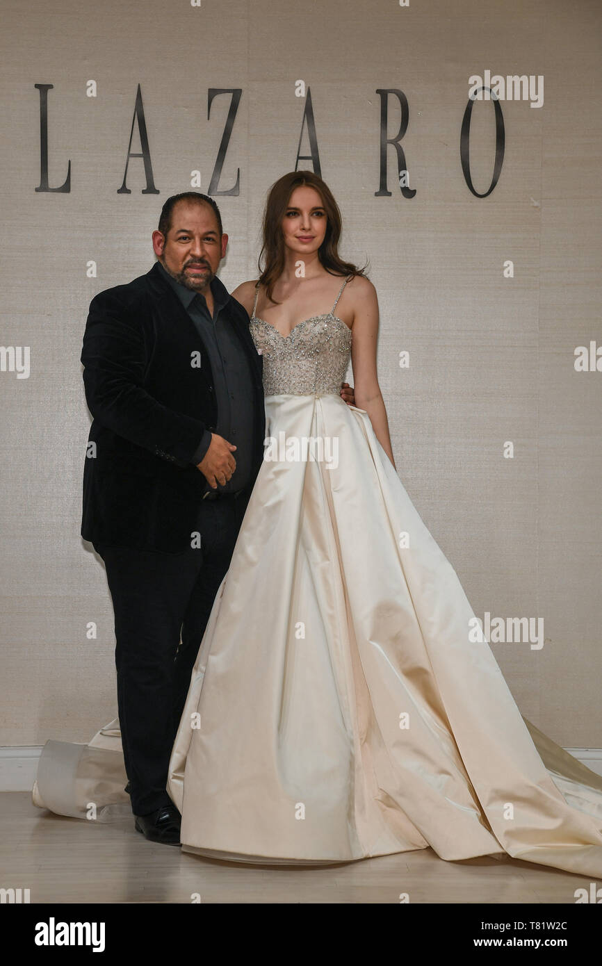 Female model in menswear hi-res stock photography and images - Alamy