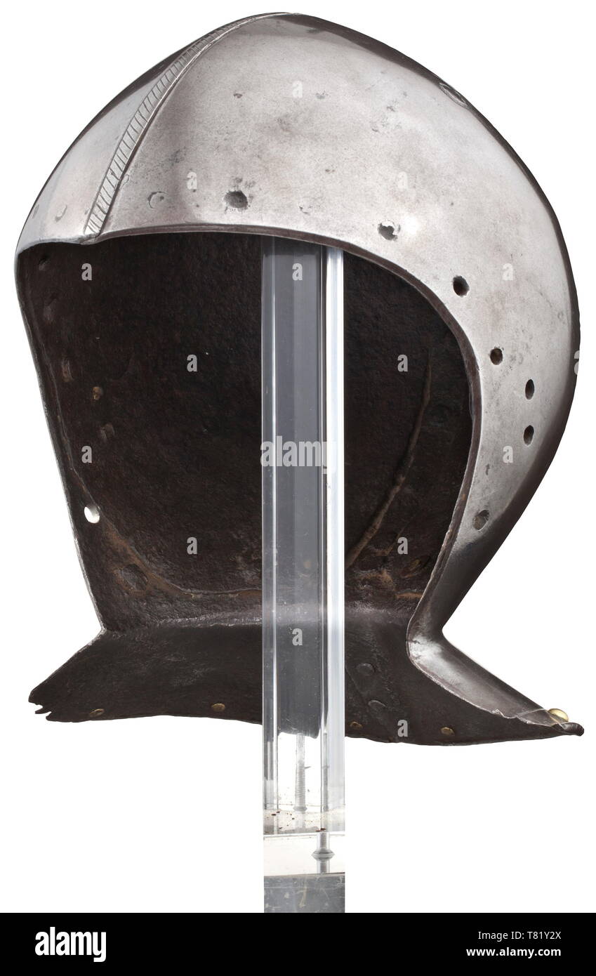 Siege weapons hi-res stock photography and images - Alamy