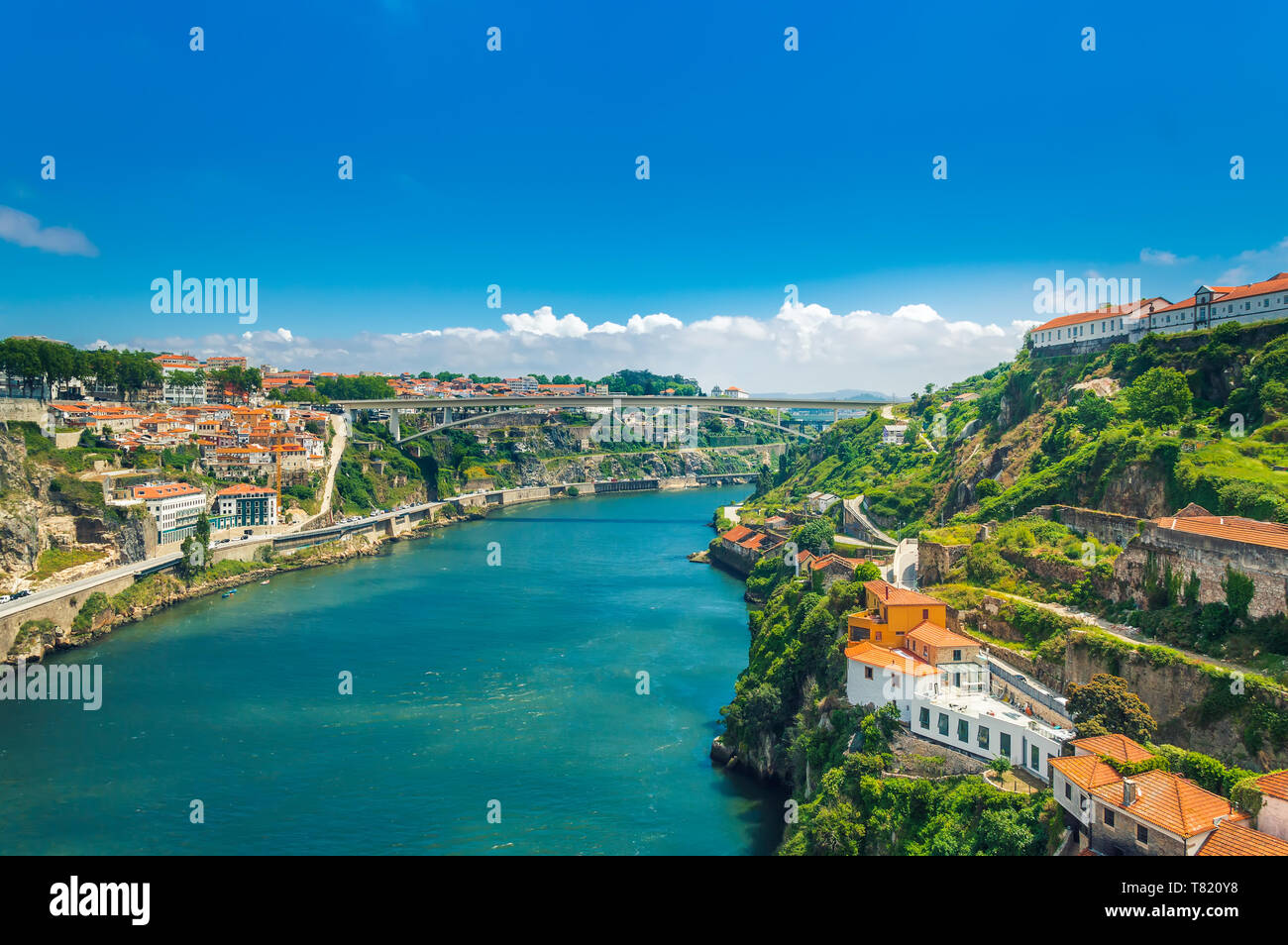 Infante d henriques bridge hi-res stock photography and images - Alamy