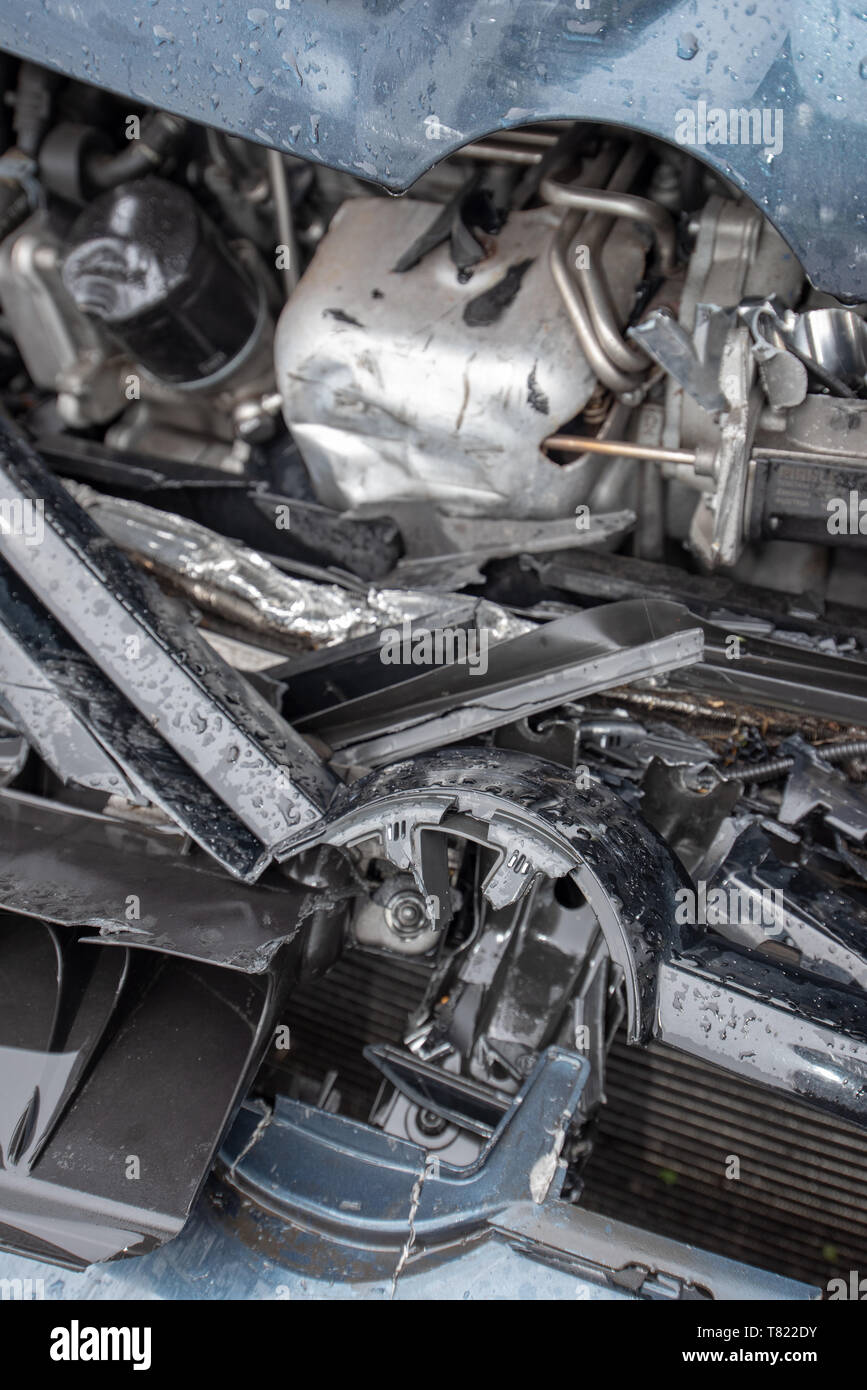 Volkswagen Golf. Car crash damage and details. Head on vehicle accident ...