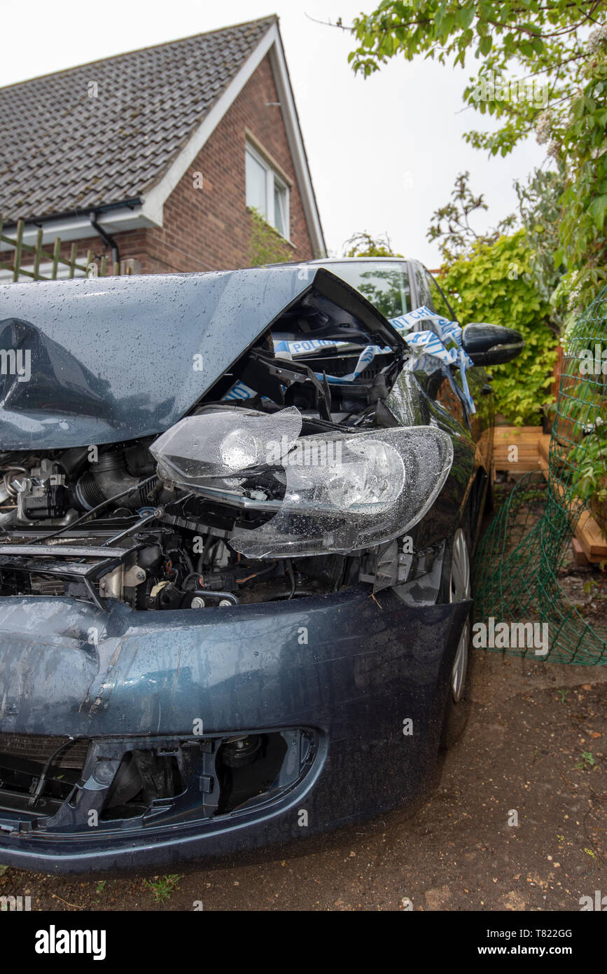 Volkswagen Golf. Car crash damage and details. Head on vehicle accident ...