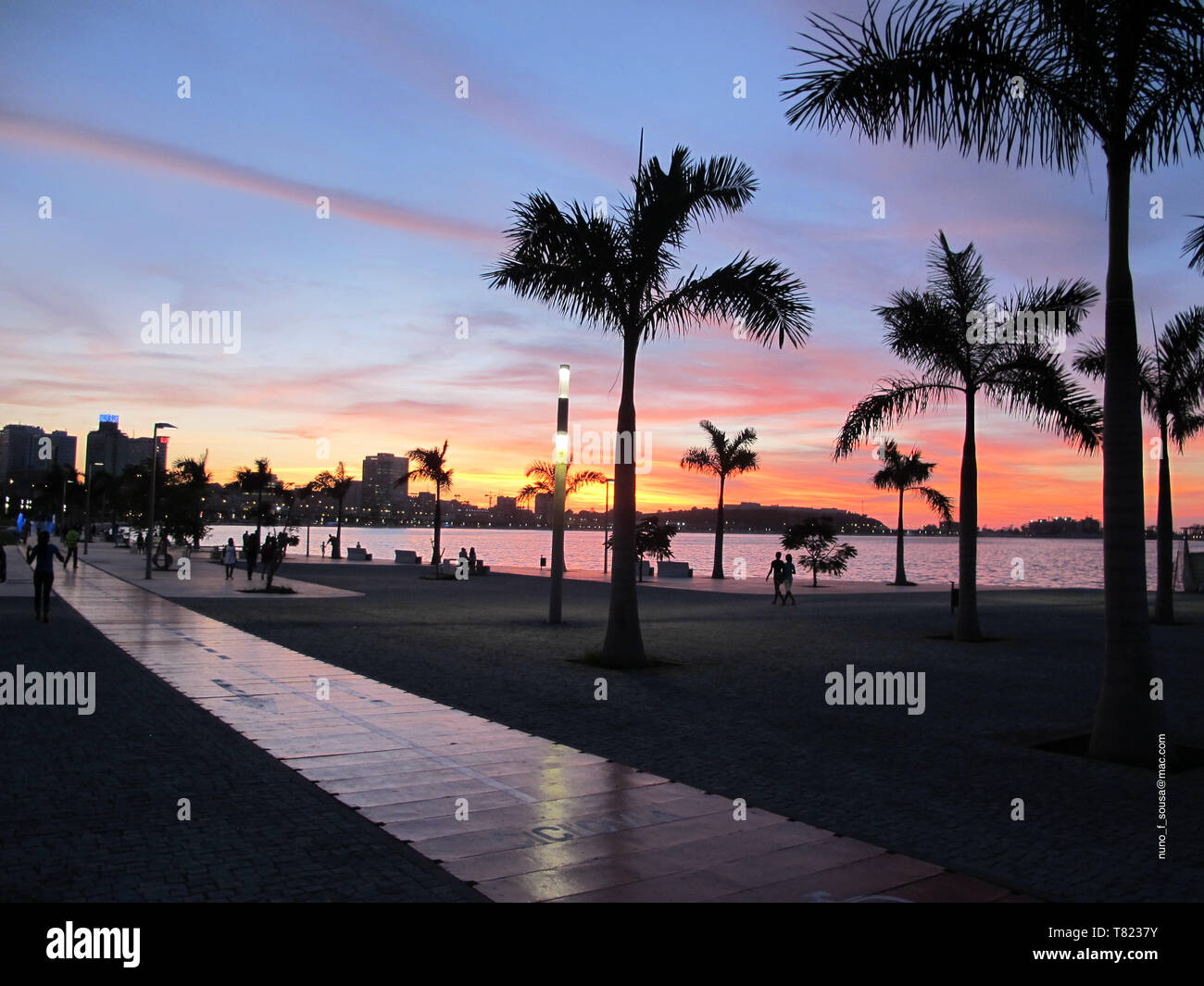 Luanda city hi-res stock photography and images - Alamy